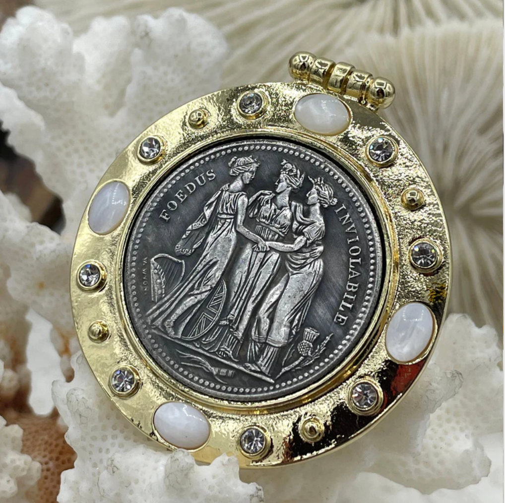 3 Graces coin – lulu jewelry